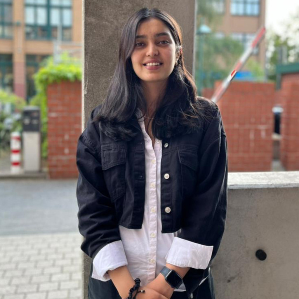 samiksha naik - Business Administration - Fachhochschule des Mittelstandes (FHM) | XING