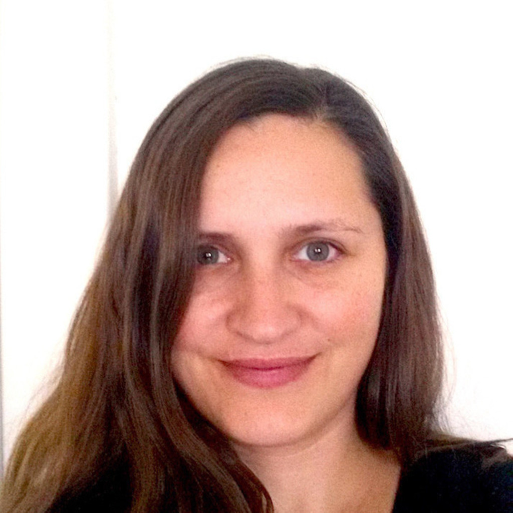 Nicole Chisholm - Lektorin - Lektorat für Selfpublisher | XING