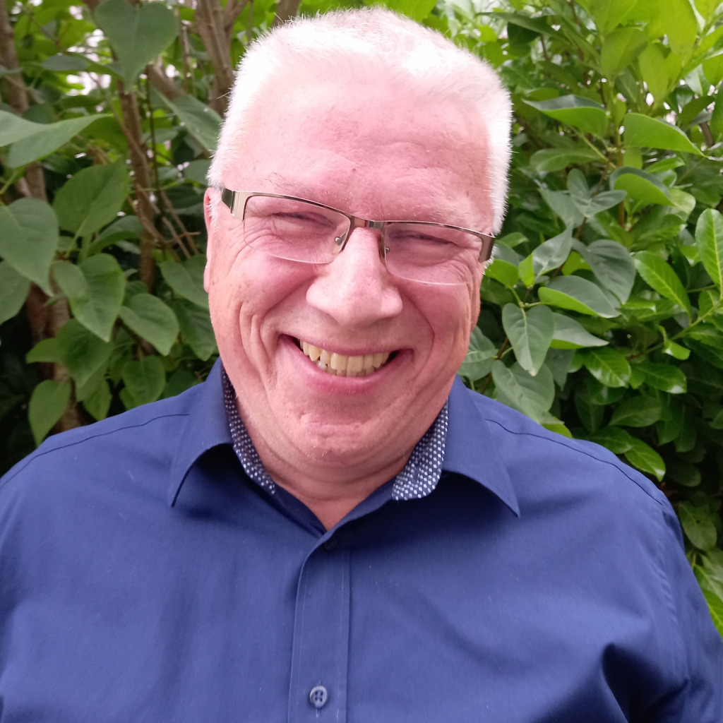 Michael Lauth's Instagram, Twitter & Facebook on IDCrawl