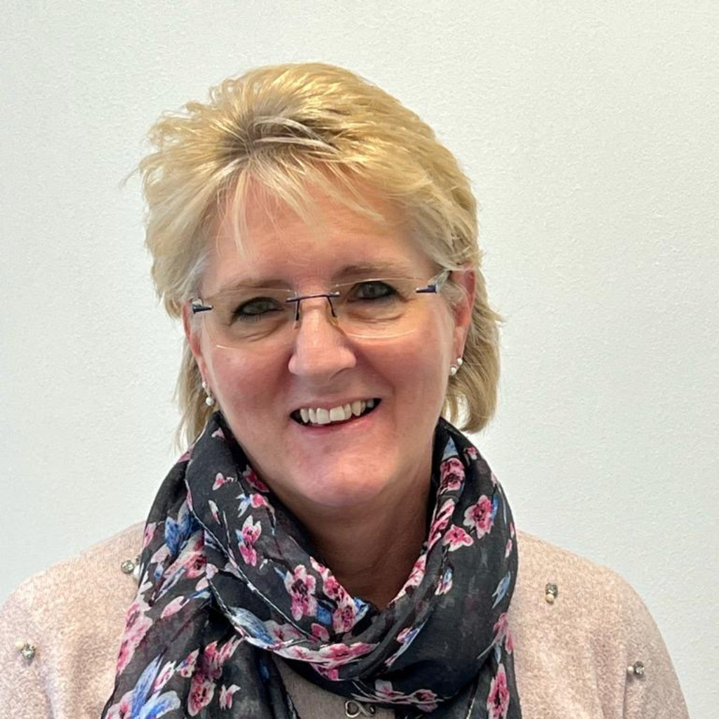 Beatrix Bauer - Buchhalter - Hirmer Eckerle Service GmbH & Co. KG | XING