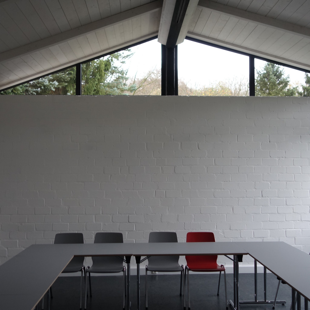 Sabine Seeger - Inhaber Seminar/Tagungshaus - Hausblick | XING