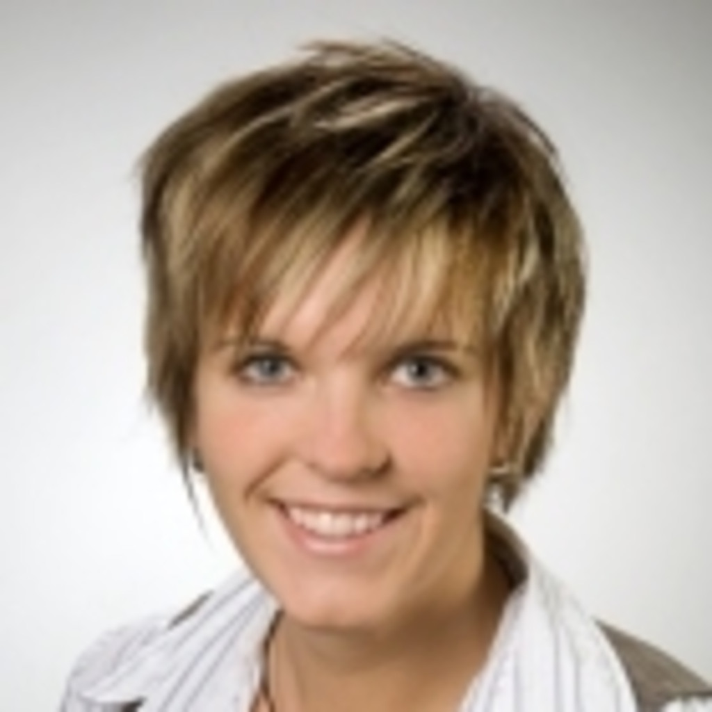 Romy Kaiser - Auslagerungsbeauftragte und Notfallmanagerin - Volksbank ...