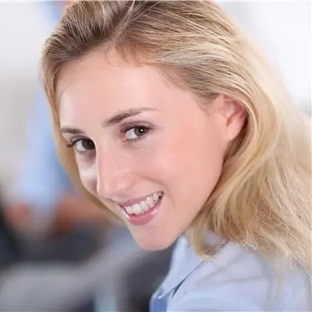 Emily Isabella - CEO-Assistant - Tesco | XING