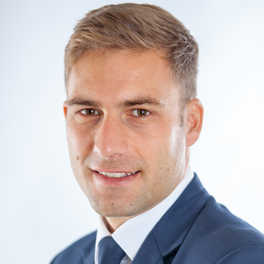 Daniel Pilot's Instagram, Twitter & Facebook on IDCrawl