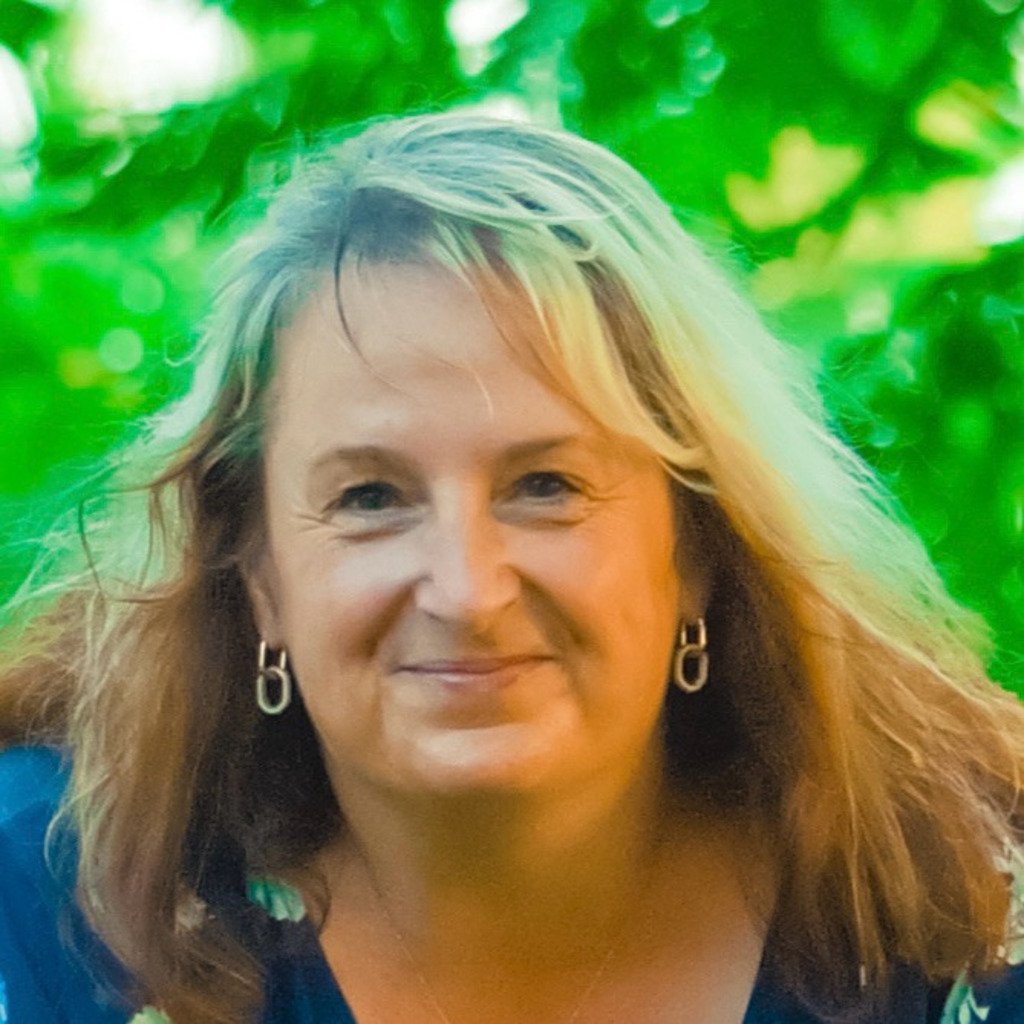 Karen Scheer - Kauffrau im Groß- und Außenhandel - Linde Handels-GmbH | XING