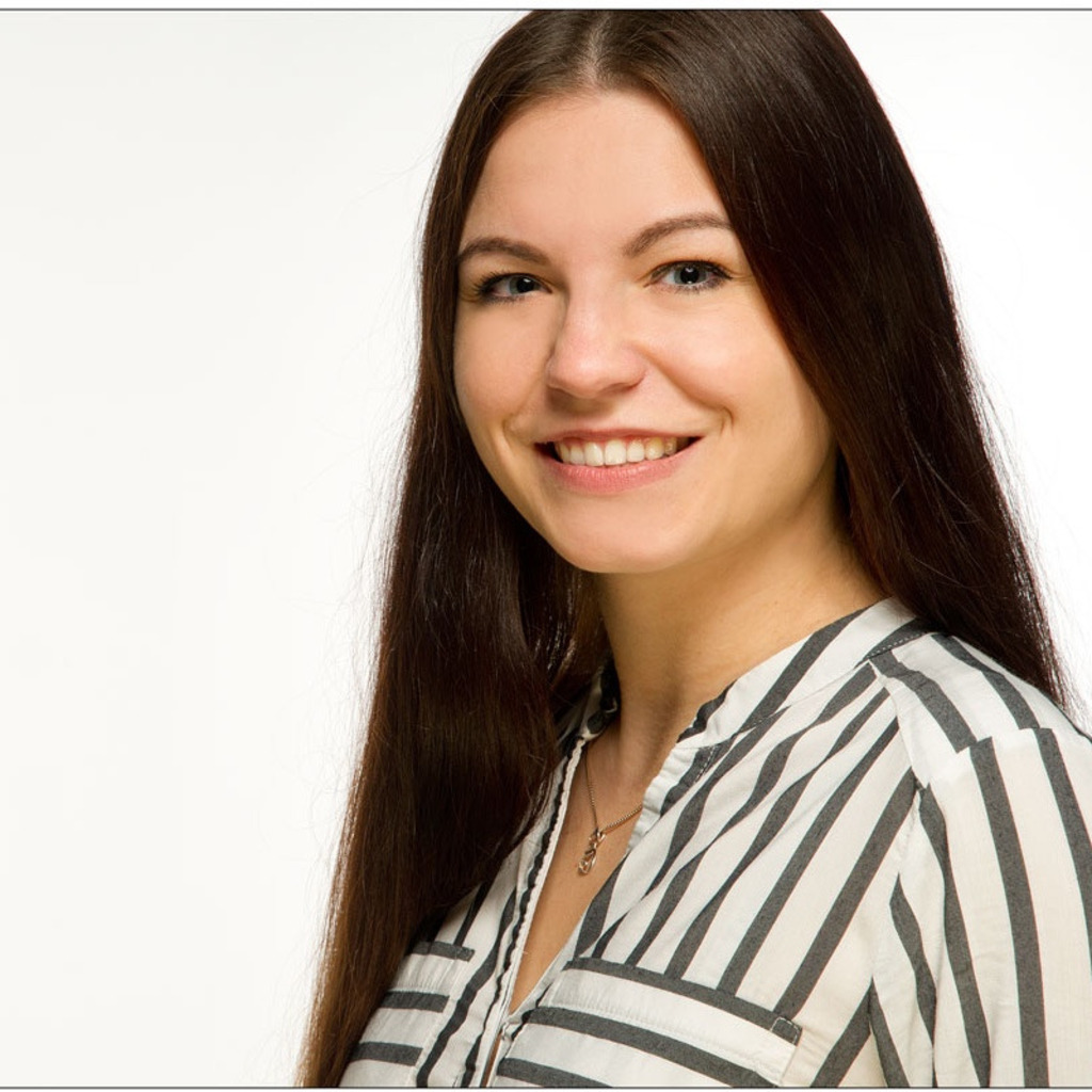 Jennifer Fritzsche - Tierärztin - Tierklinik Jena Lobeda | XING