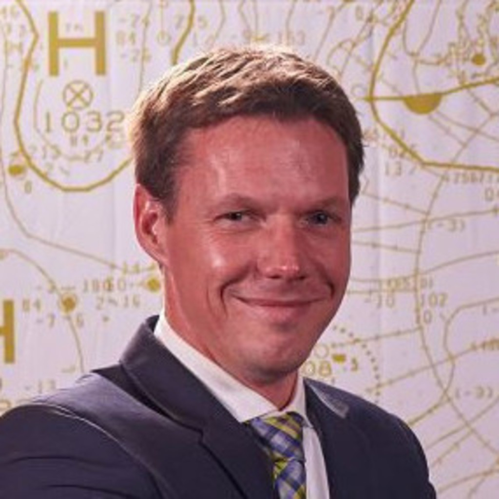 Christian Laing - Head of Embedded E/E platforms - CLAAS E-Systems | XING