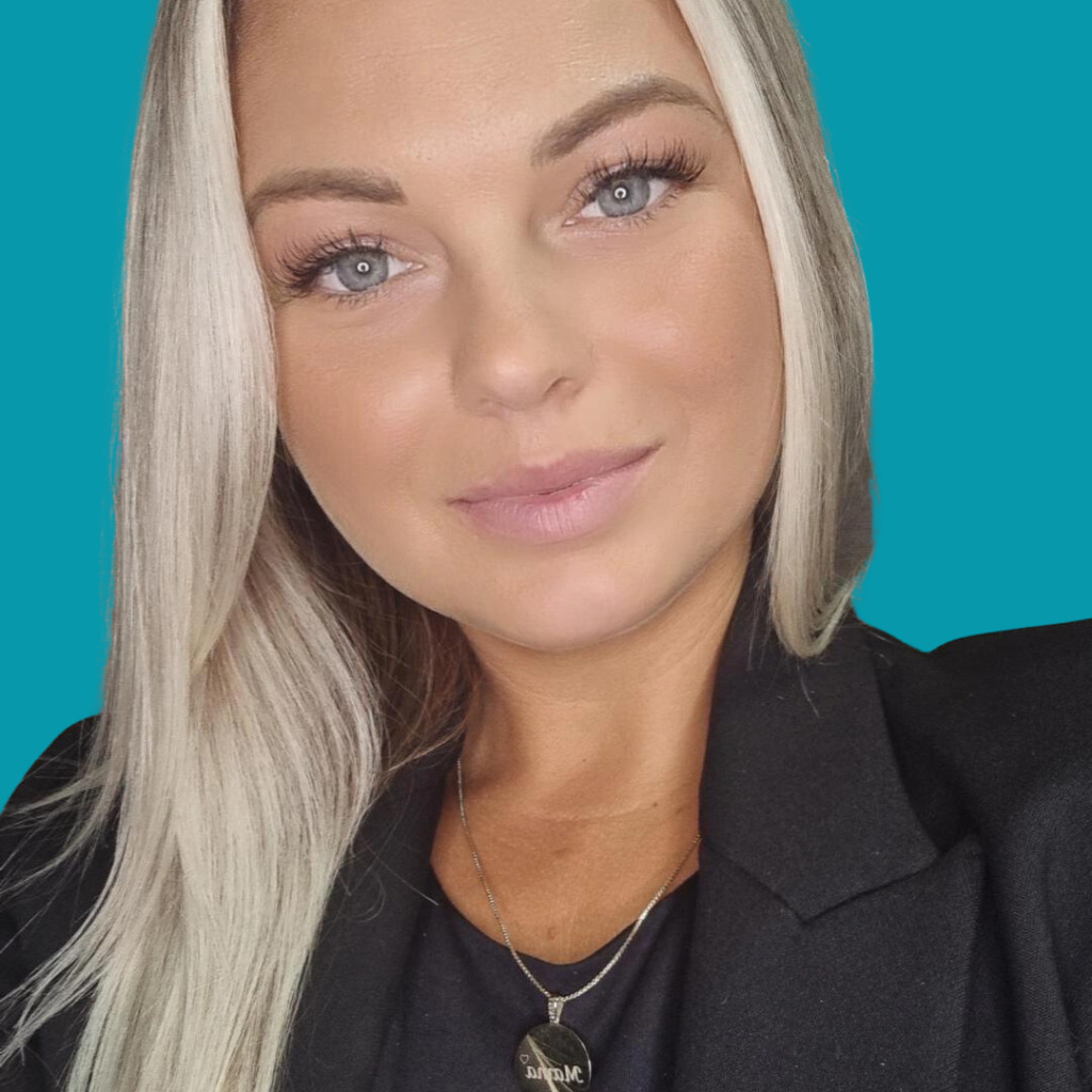 Angelika Koch - Bezirksleitung / Sales Coach - AVON Cosmetics GmbH | XING