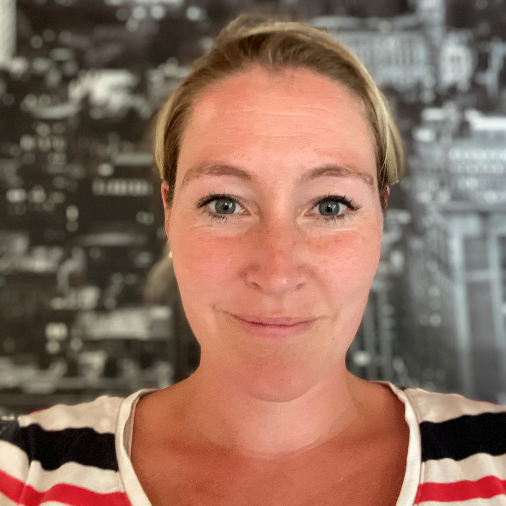 Alexandra Weeks's Instagram, Twitter & Facebook on IDCrawl