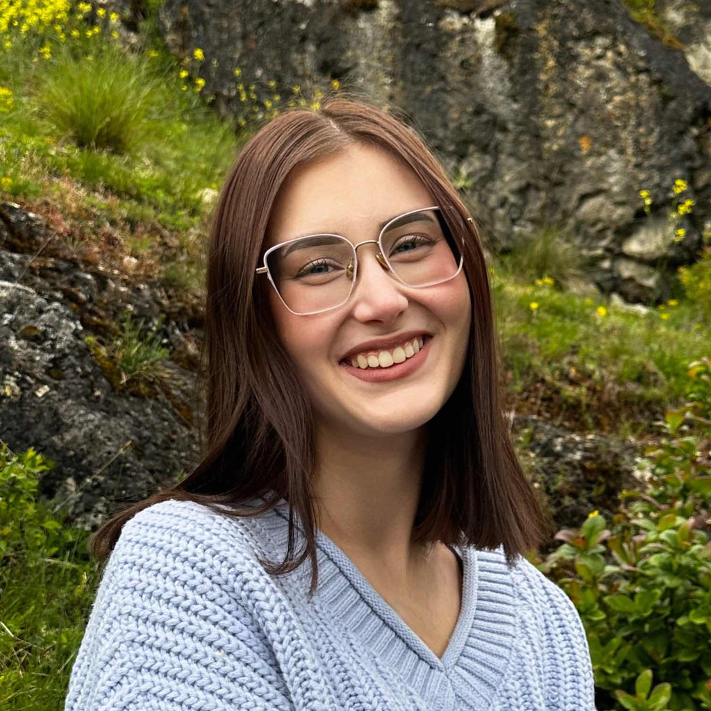 Cynthia Heindl - Industriekaufmann - Hörmann Automotive Wackersdorf ...