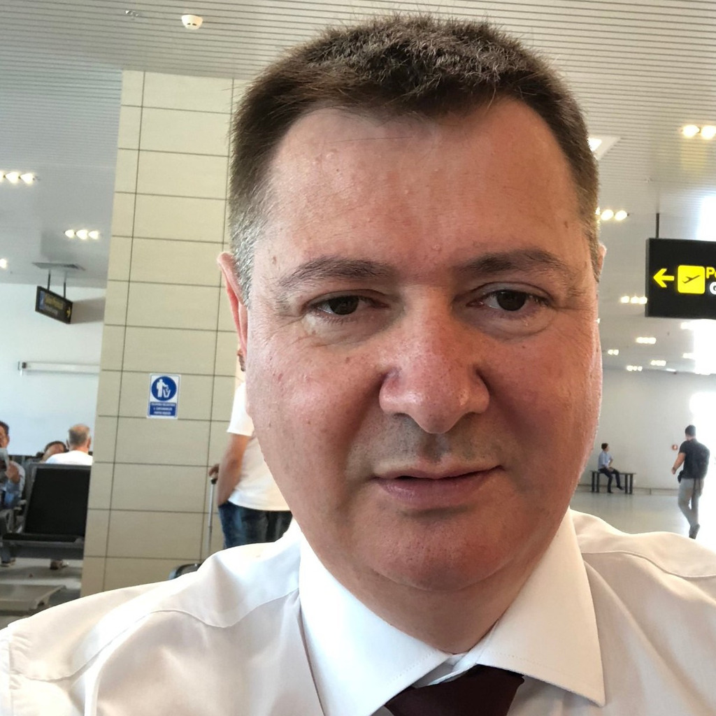 David Adams - Gas Station manager - Costco | XING