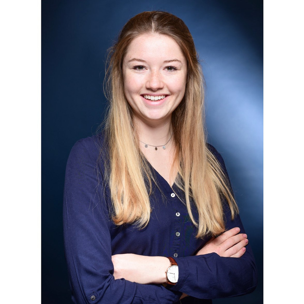 Lisa Albegger - Werkstudentin - RICHTER EBNER SCHREIER ...