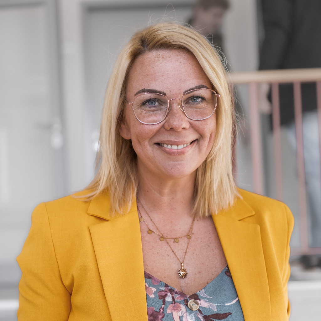 Franziska Hagen - Personalsachbearbeiter - Debeka | XING