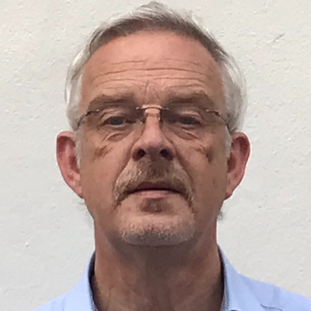 Dr. Michael Hubbert - Leiter Qualitätsmanagement / Qualified Person ...