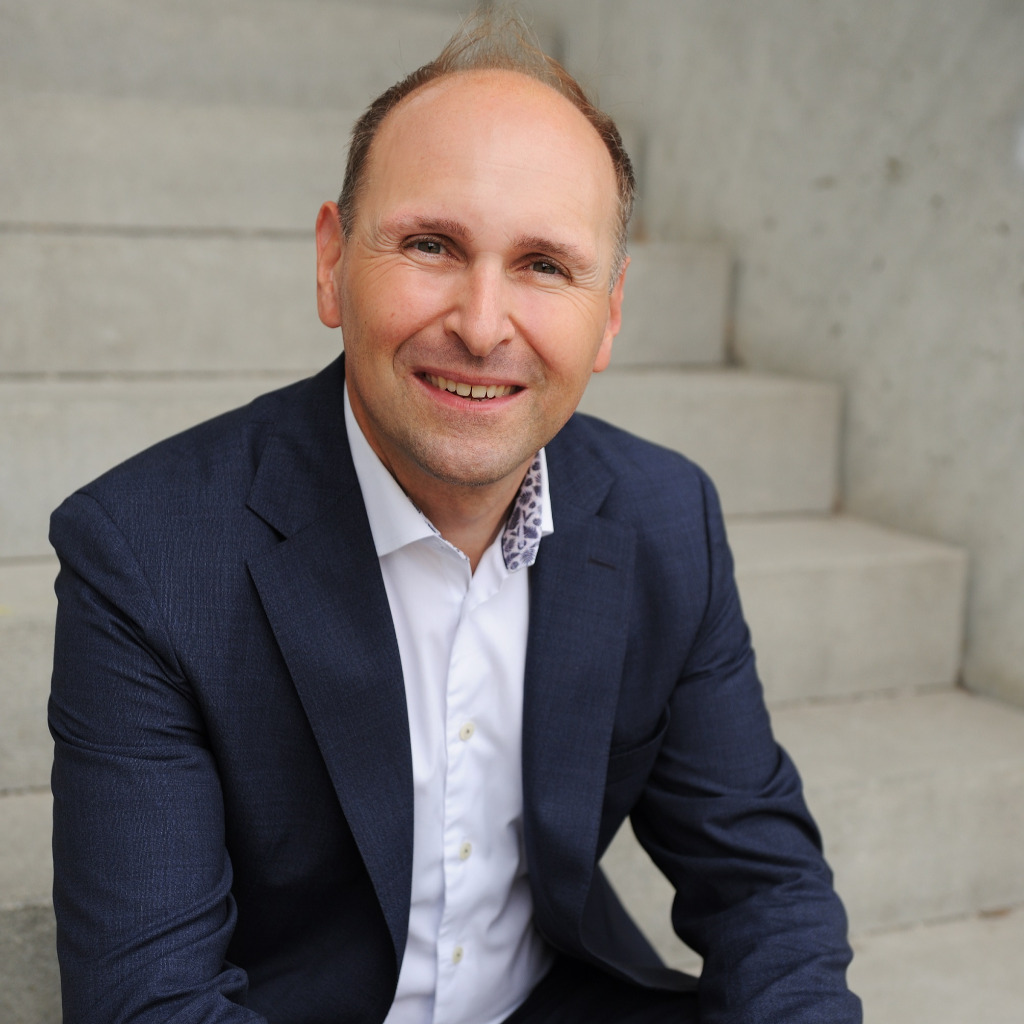 Thomas Eberl - Geschäftsführer / Kfm. Geschäftsbereichsleiter - Swietelsky Baugesellschaft m.b.H ...