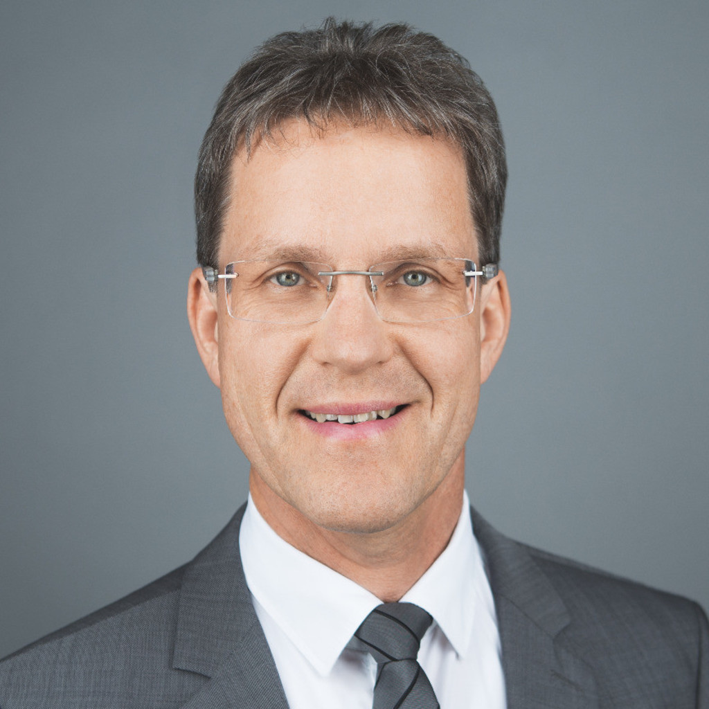 Dipl.-Ing. Herbert GRAY - Vorstand / Executive Vice President - Hosokawa Alpine ...