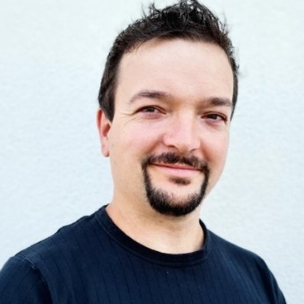 Rafael Peschel - Fernmeldetechniker - Lomo GmbH | XING