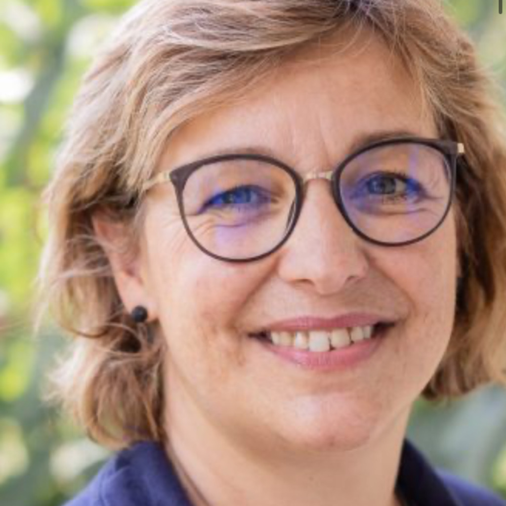 Nicole Schneider - MFA, Fachwirtin med amb Versorgung ...