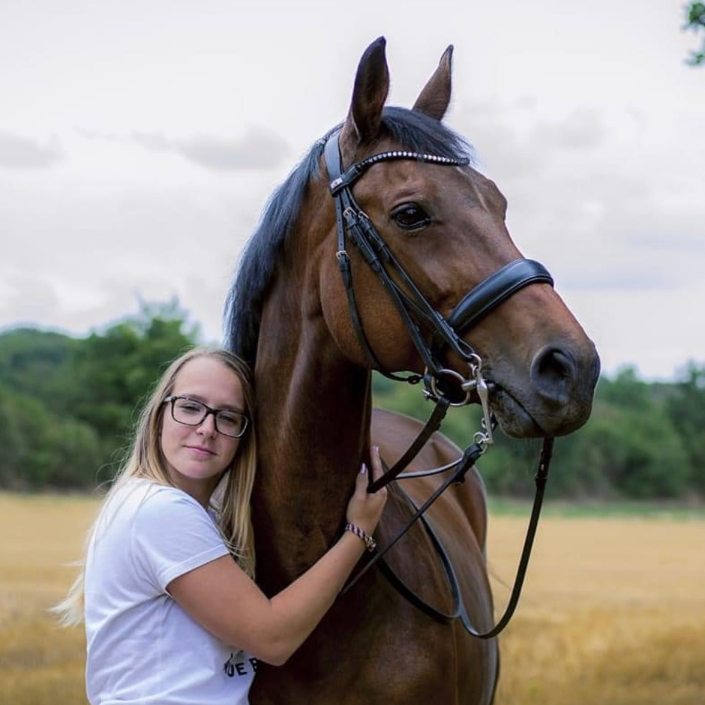 Michelle Erdmann - Bundesfreiwilligendienst - Maria-Montessori ...