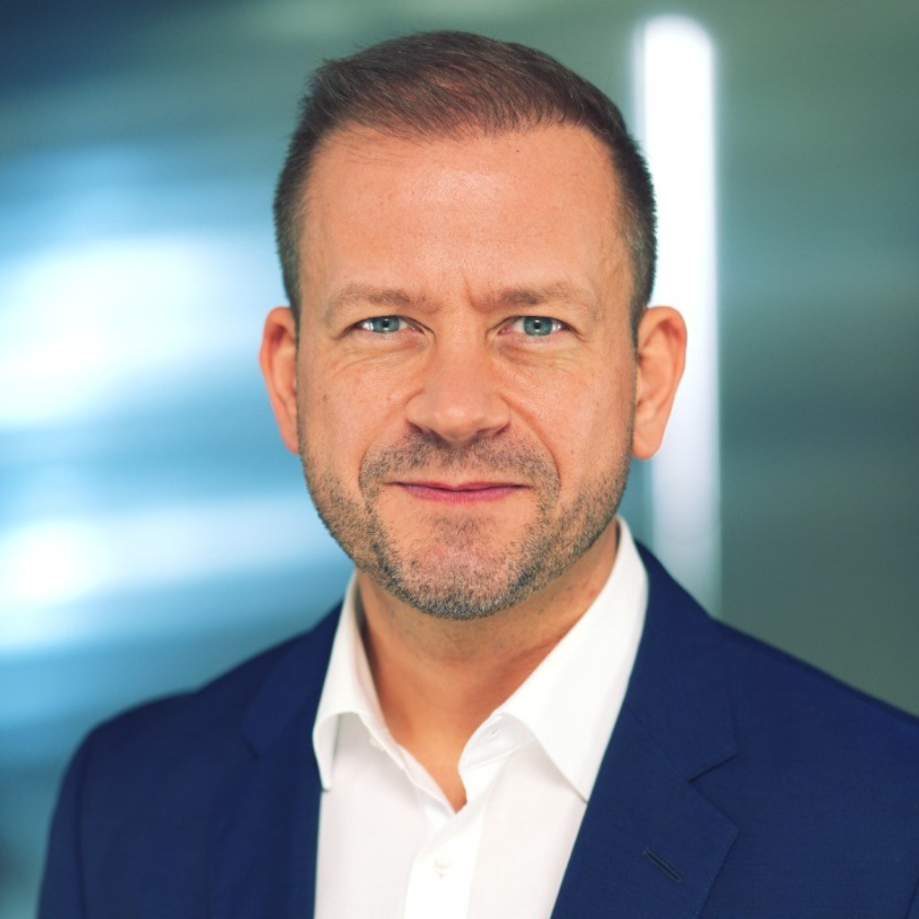 Martin Hoffmann - Vice President - Head of Business Applications Europe ...