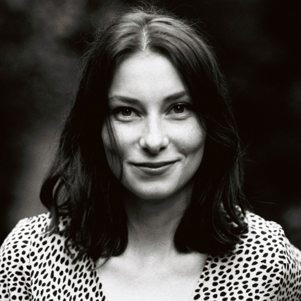 Lisa James's Instagram, Twitter & Facebook on IDCrawl