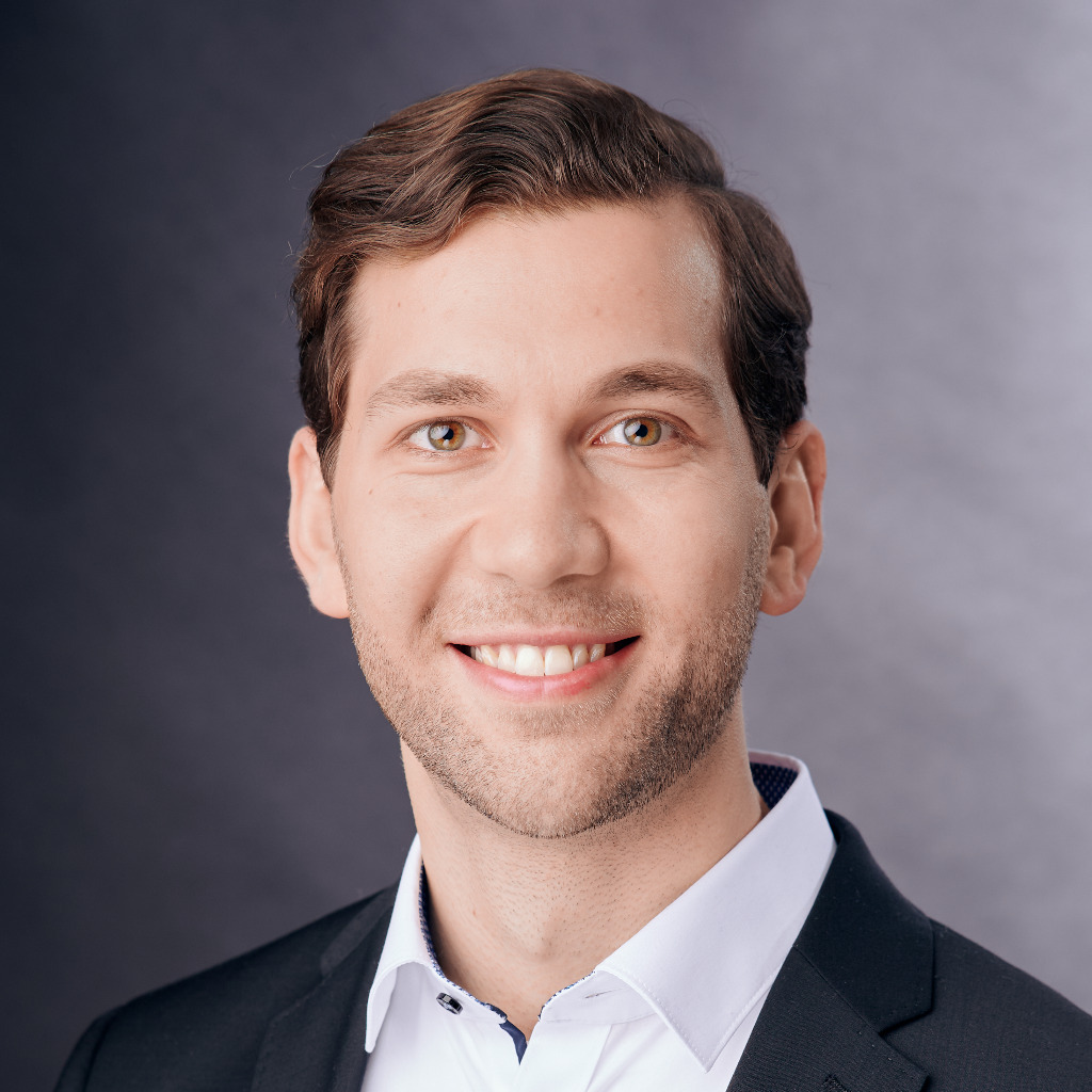 Marco Gareis - Strategy & Consulting - Accenture | XING