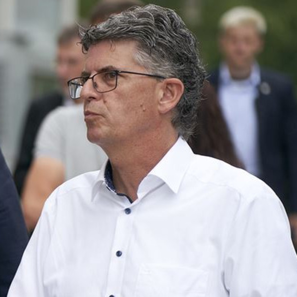 Thomas Helbing - Diplom-Ingenieur, Baumanagement Großprojekte - THM ...