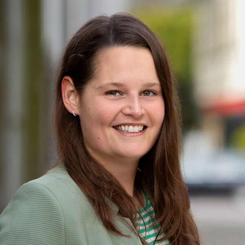 Merle Labusch - Gruppenleitung Security- & Risk Management - Dataport ...