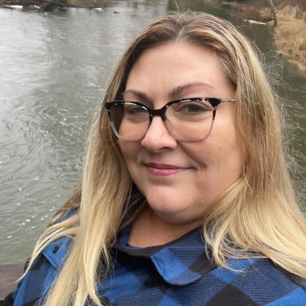 Ruth A Charlotte - Freelancer - Peek & Cloppenburg B.V. & Co. KG ...