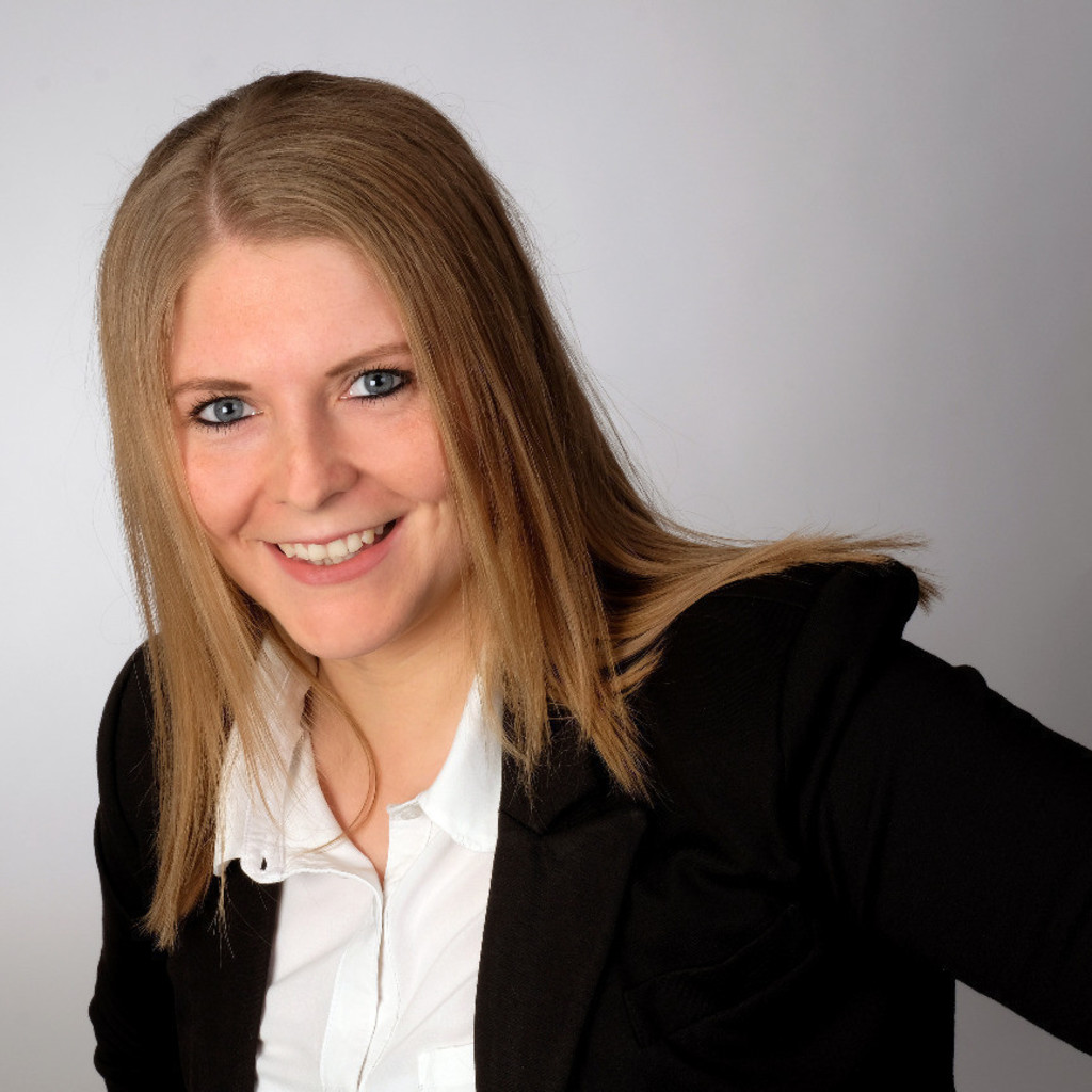 Nicole Müller - Sachbearbeiterin operativer Einkauf/ Finanzen - Gebr ...