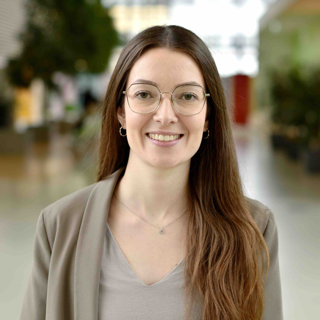 Anna Kolb - Leitung Finanzen / Controlling - Kliniken Ostalb gkAöR | XING