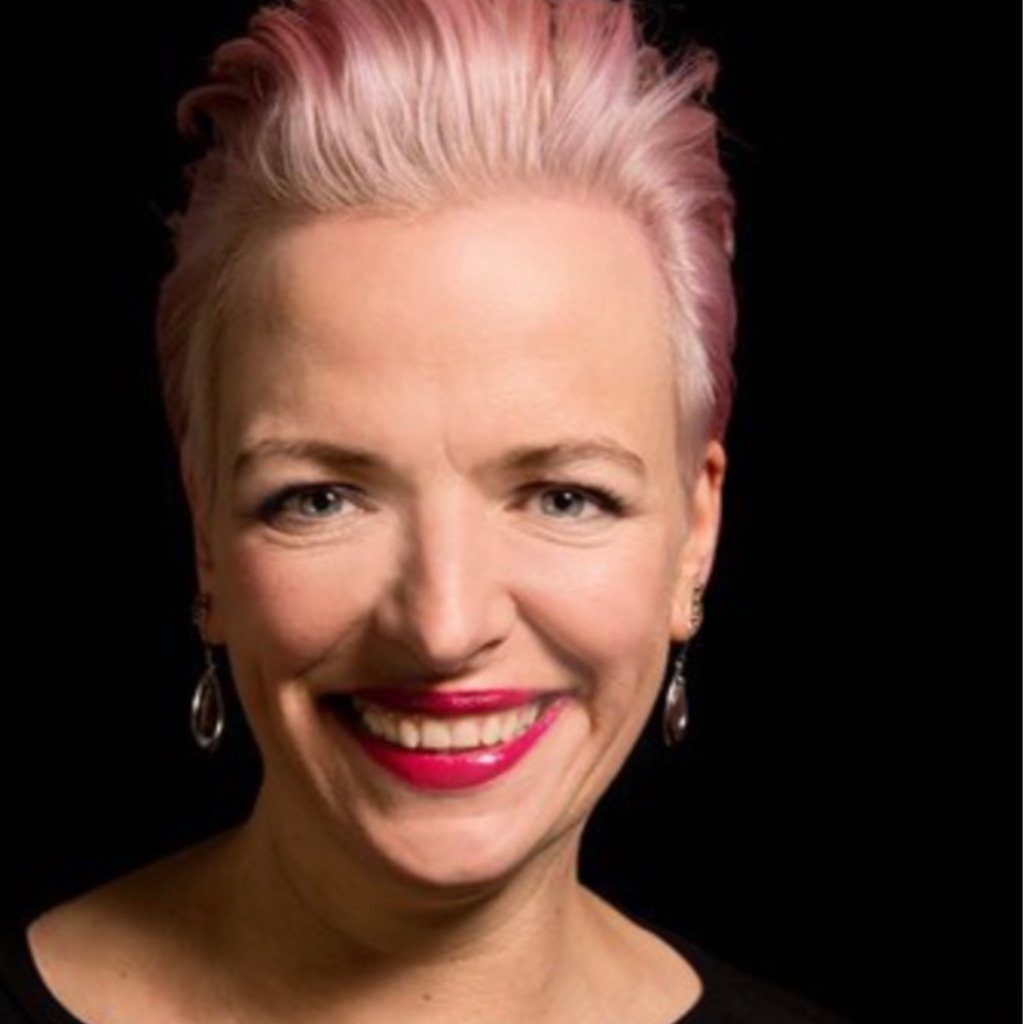 Alexandra Simon-Teckhaus - Head of Hair - Haargenau Alexandra & Pia | XING