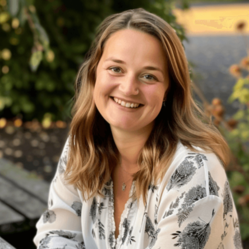 Leda Cortum - Freelancer - ruegeninsel.de | XING