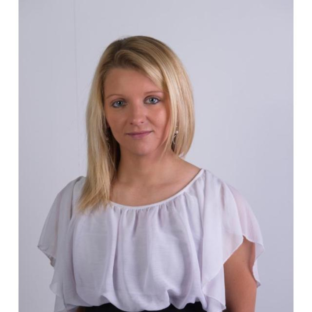 Jana Bauer - Jura - Uni Tübingen | XING