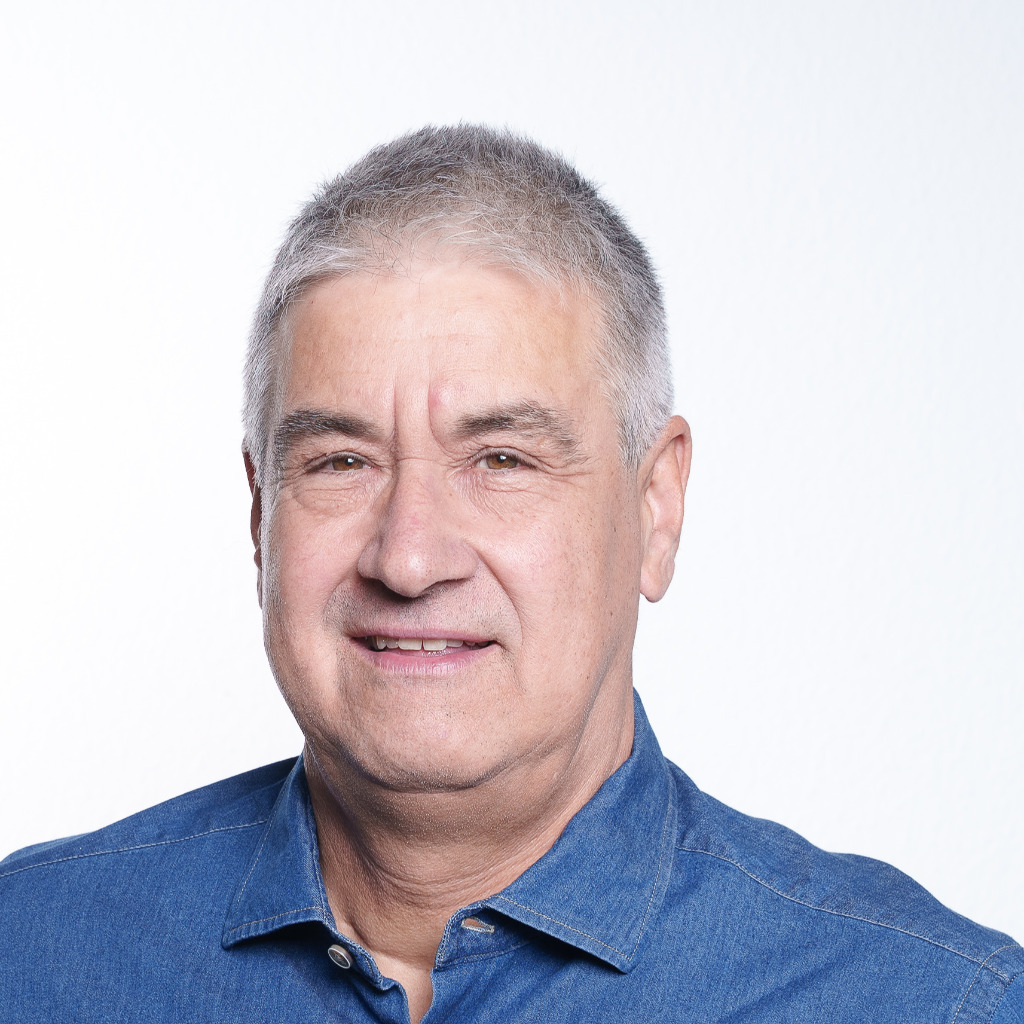 Thomas Burkhard - Leiter Personal - Econis AG | XING