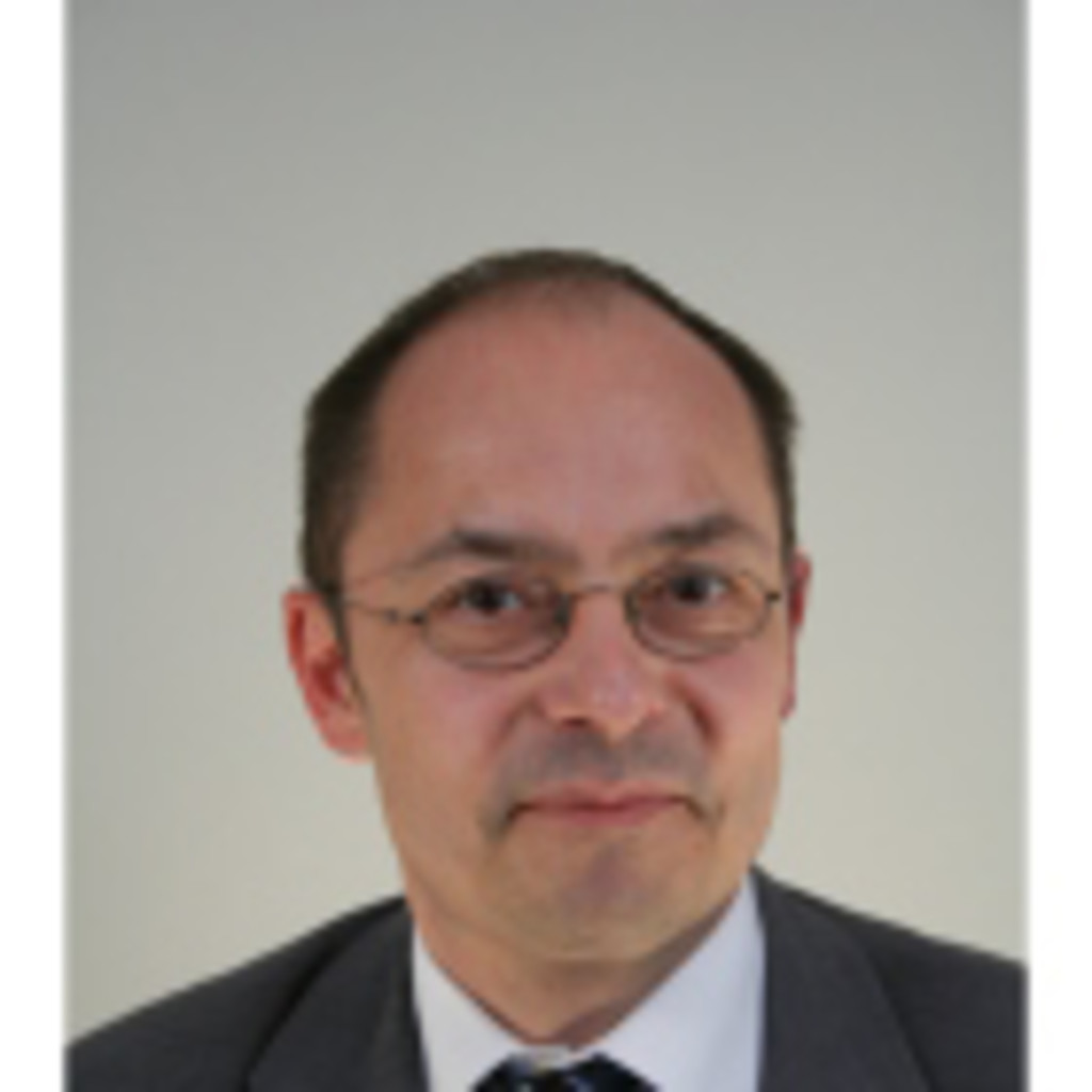 Bernd Schnabl - Consultant, Data Analyst/Scientist, Financial Analyst ...