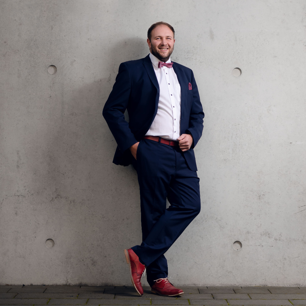 Marcel Michel - Geschäftsführer - MT Invest OHG | XING