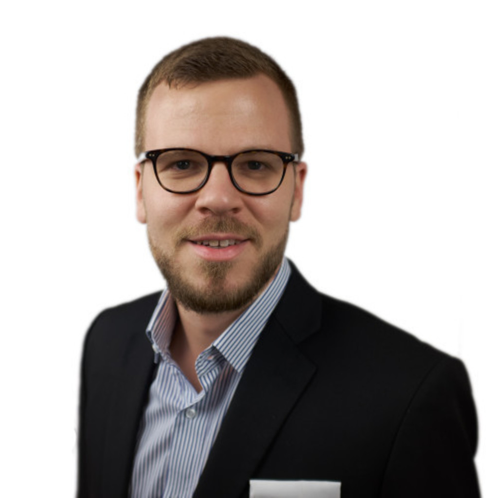 Christopher Holzer's Instagram, Twitter & Facebook on IDCrawl