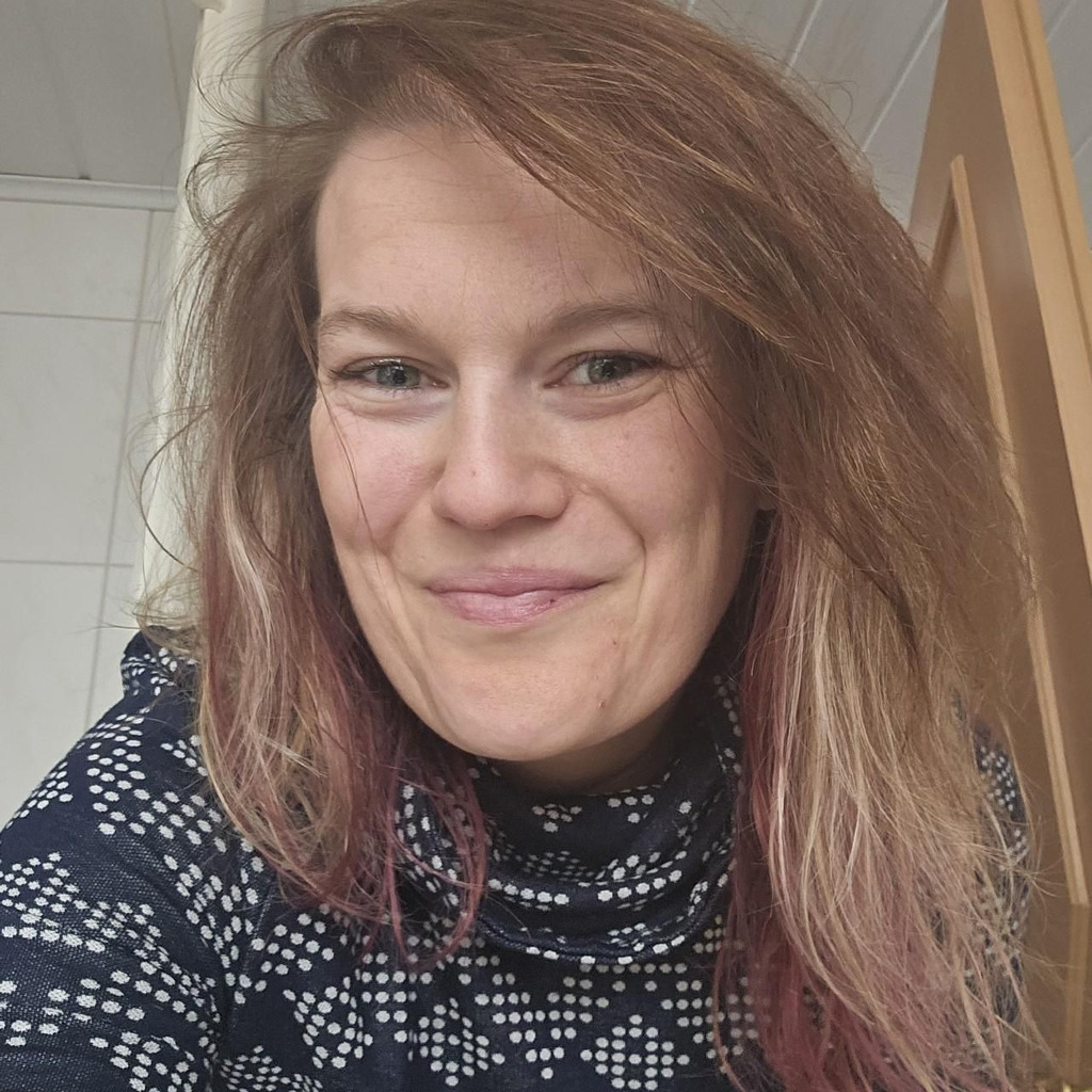 Cindy Boden - Kaufmännischer Angestellter - PAKA Glashütter Pappen- und ...