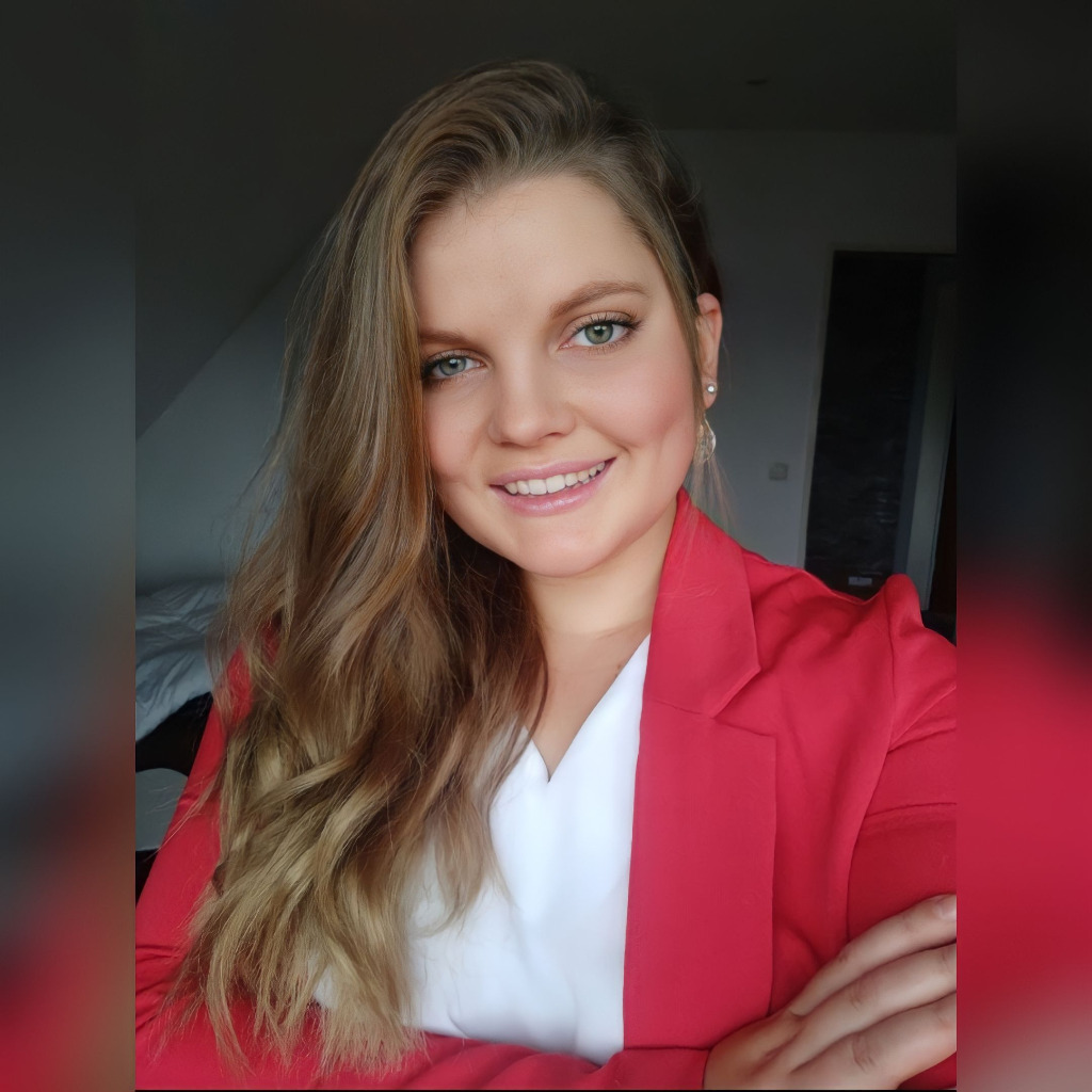 Sarah-Lena Steffens: Ausbildung und Berufserfahrung | XING