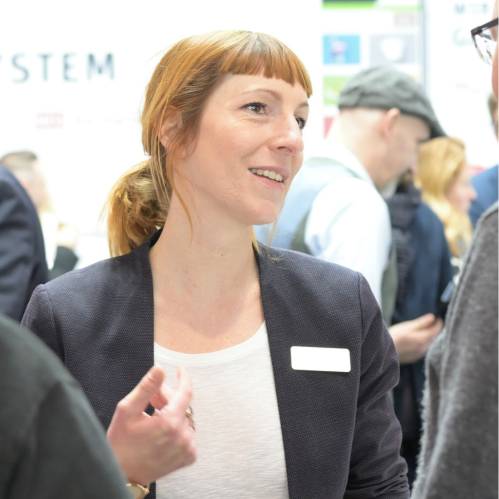 Julia Nitschke - Projektmanagerin - gastronovi GmbH | XING