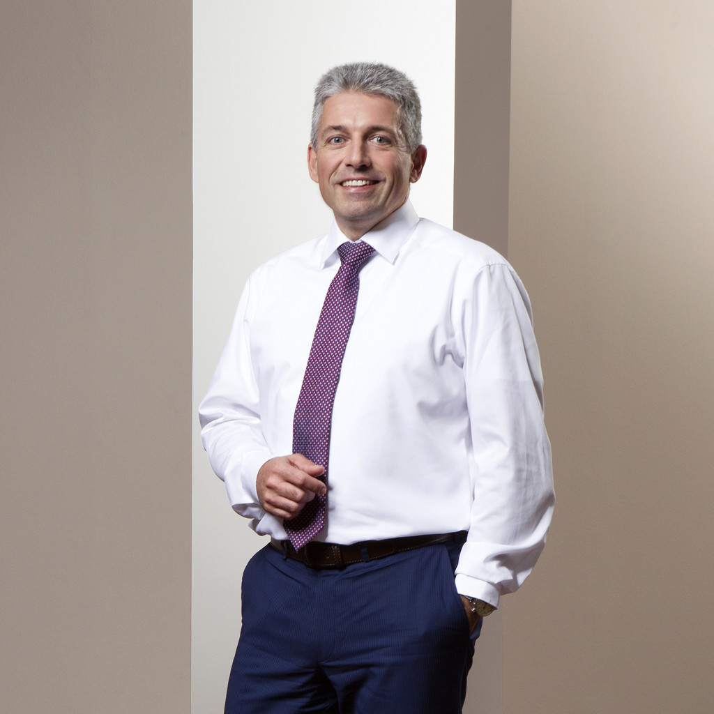 Christian Glanz - Vorstand IT und Betrieb - Deutsche Vermögensberatung ...