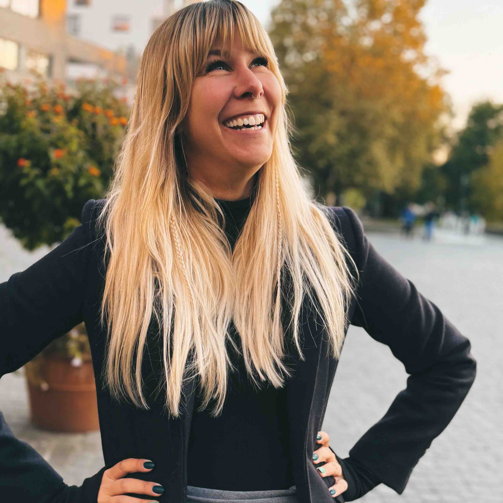 Liza Manz - Unternehmenskommunikation - Böllinger Group | XING