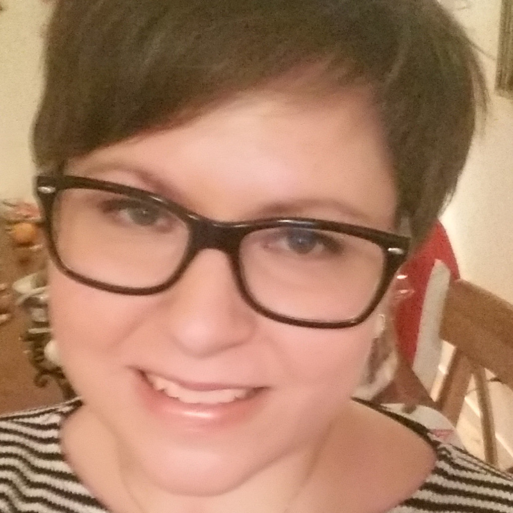 Daniela Best's Instagram, Twitter & Facebook on IDCrawl