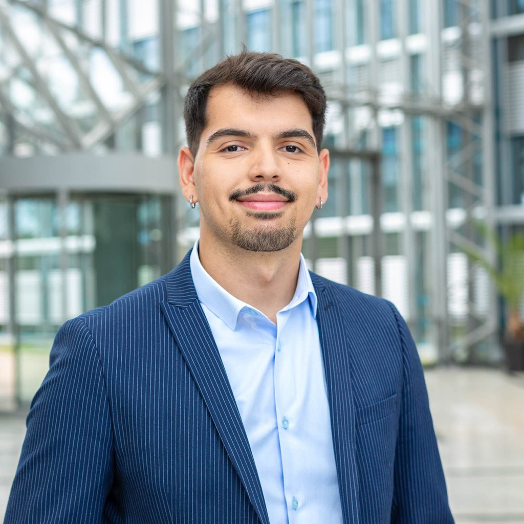 Burak Börkcü - Versicherungskaufmann - Bernhard Assekuranzmakler GmbH ...