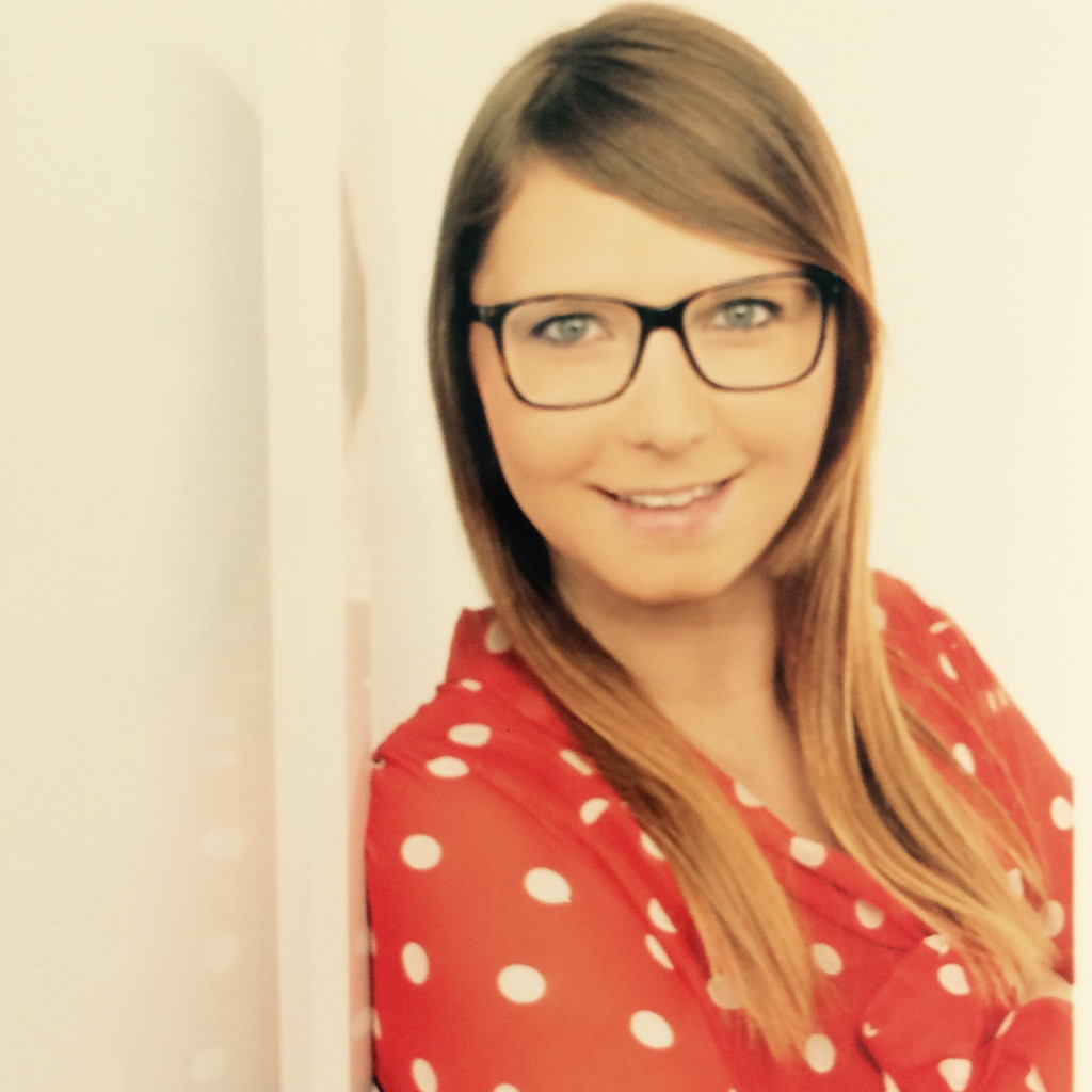 Sarah Fiedler's Instagram, Twitter & Facebook on IDCrawl