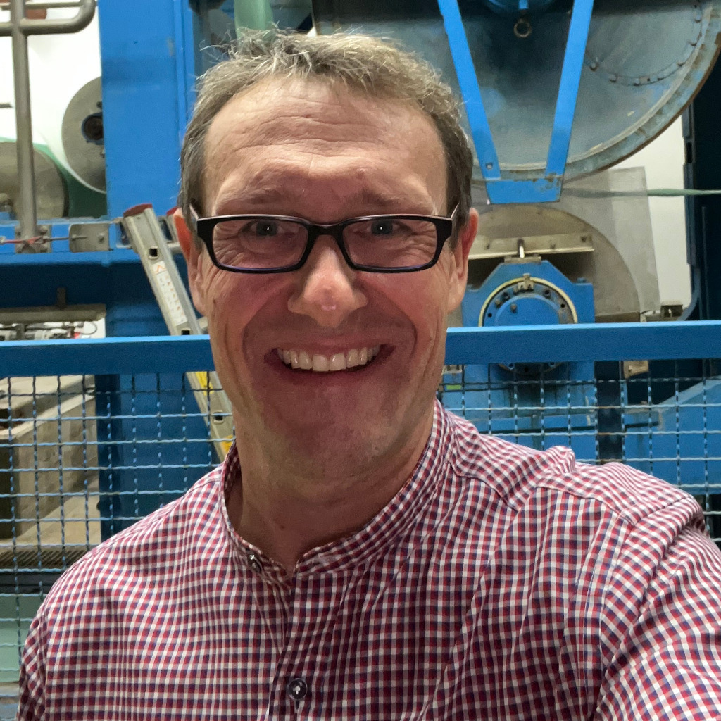 Andreas Behrendt - Product Manager Papiermaschinenbespannungen (Europa ...