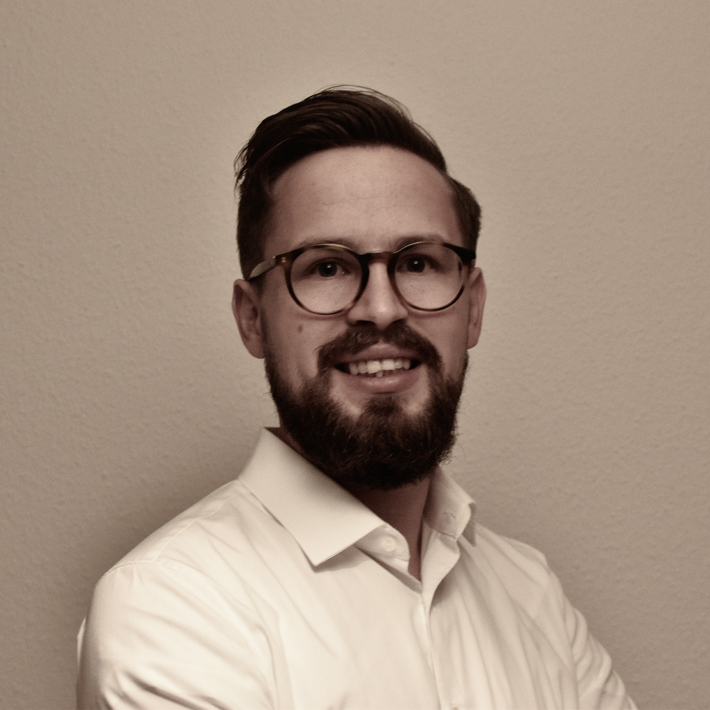 David Pfleger - Leiter der Abteilung Logistik - Institut für ...