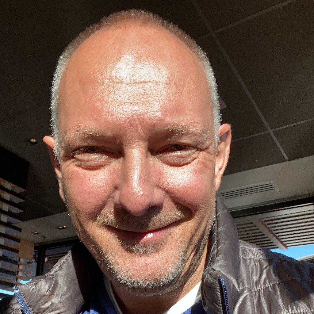 Martin Witkowski's Instagram, Twitter & Facebook on IDCrawl