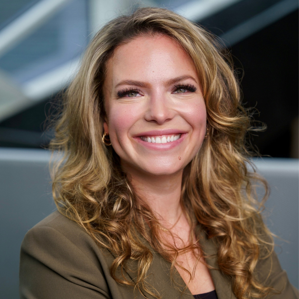 Emily Neumann - Director Sales Nord & Ost - Media Impact GmbH & Co. KG ...